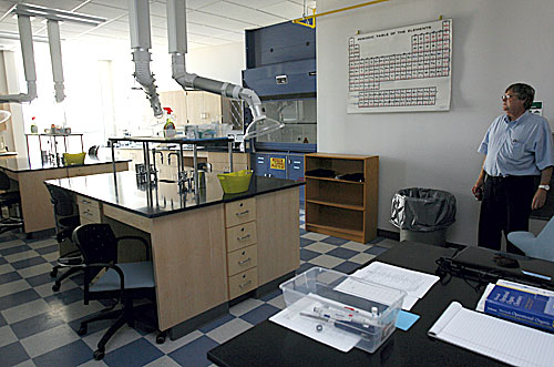 New TAMUG building overlooks ship channel | Local News | The Daily News