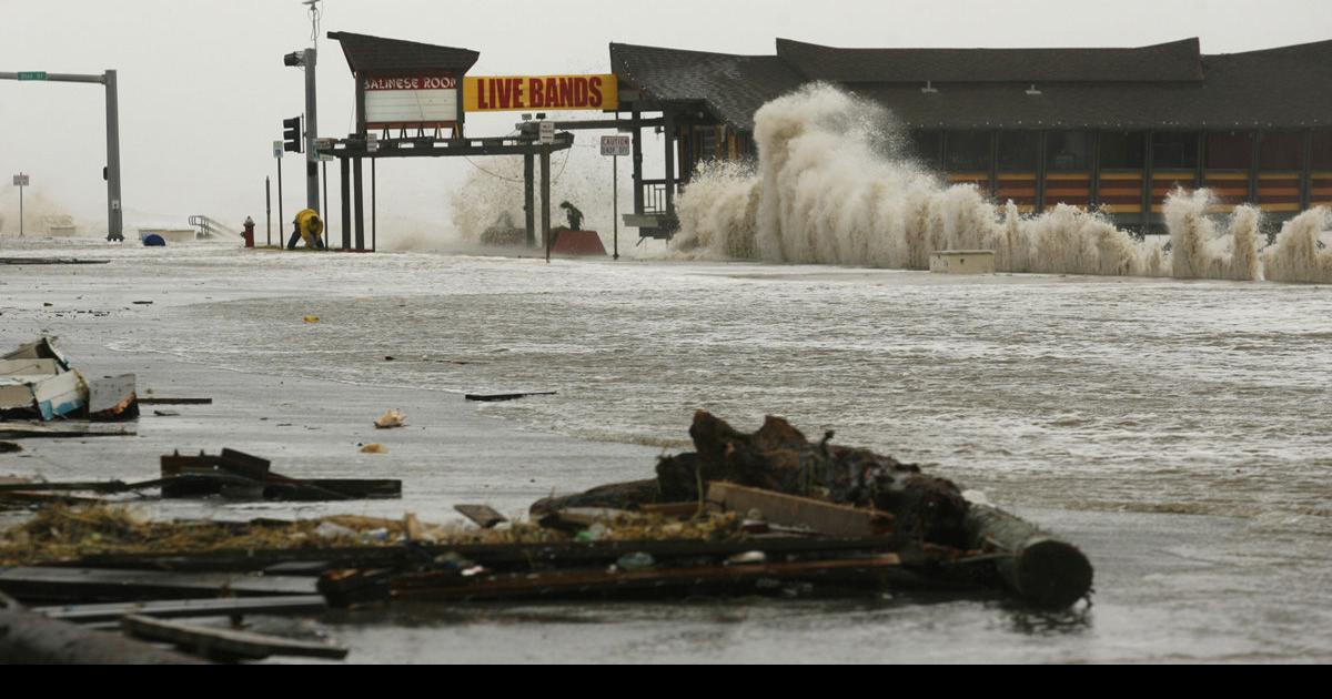 Recalling those days in September 2008 | Editorials | The Daily News