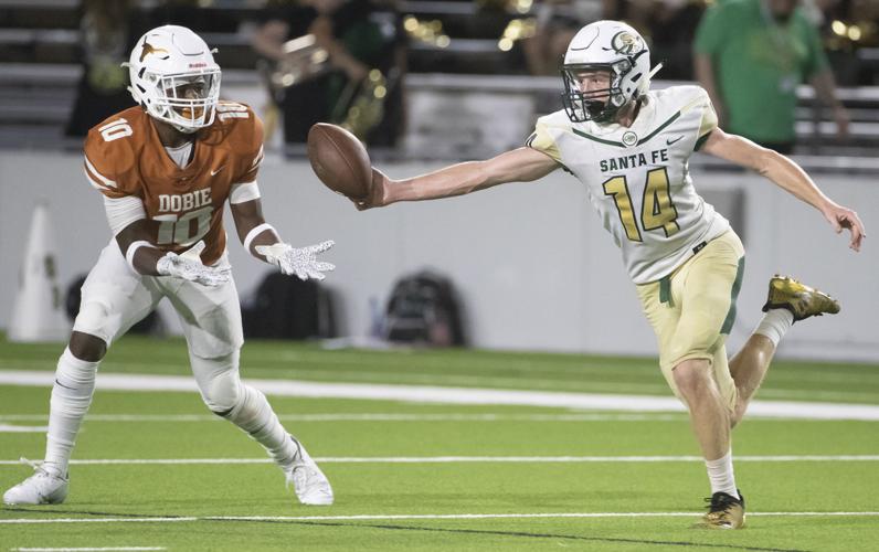 Photos: Santa Fe vs Dobie Football | In Focus | The Daily News