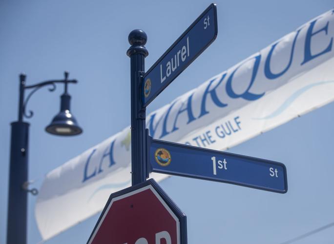 Crews begin work to create La Marque's 'red-brick' downtown | Local ...