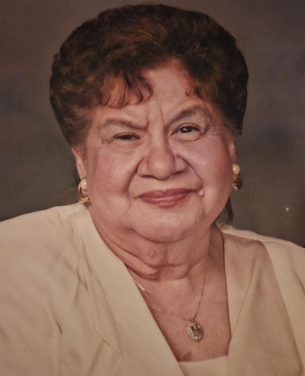 Mary Agnes Lozano (Stella) Castro | Obituaries | The Daily News