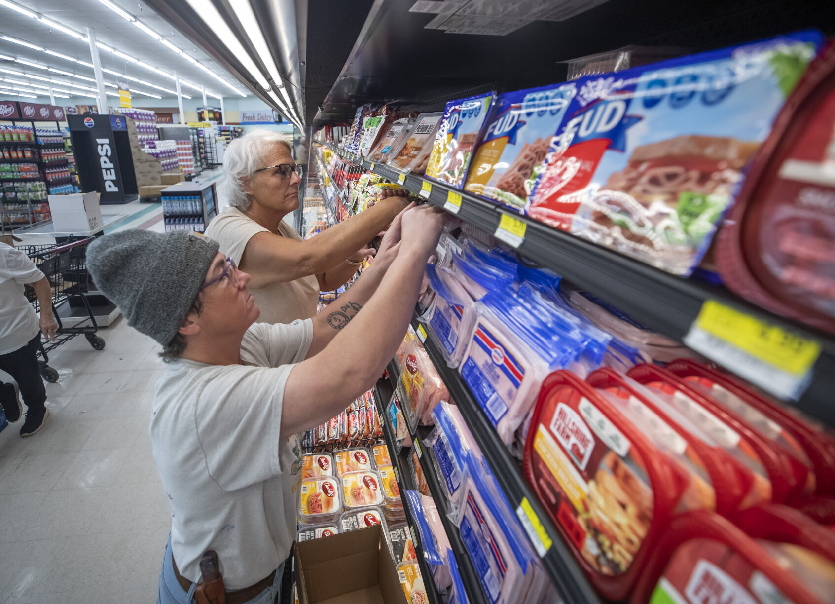 Biz Buzz: Food Town stocks up for Santa Fe debut; Texas City welcomes ...