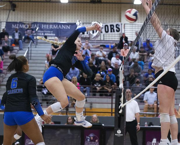 Defense leads Clear Springs past Deer Park in regional quarterfinal ...