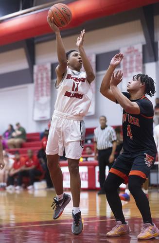 Hitchcock sinks teeth into district with win over Van Vleck | High ...