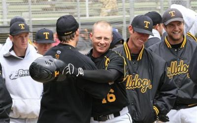 High Fives: Santa Fe alumnus enters TLU Hall of Fame | Hi Fives | The ...