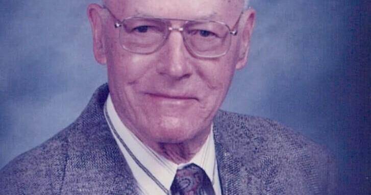 Louis Lidgie Motl | Obituaries | The Daily News Louis Lidgie Motl | Obituaries | The Daily News