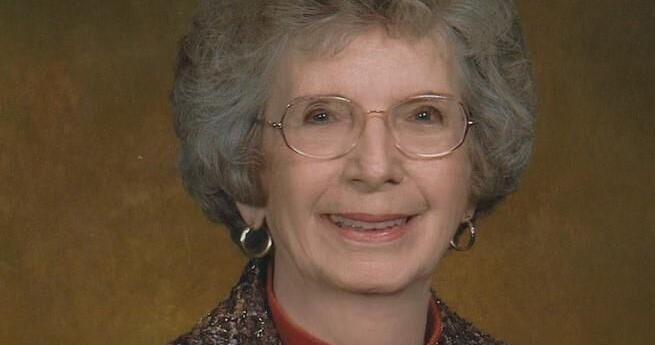 Kathryn Holmes | Obituaries | The Daily News