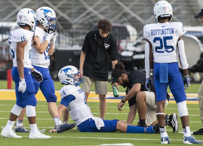 Texas City's ground game sets tone in win over Friendswood | High ...