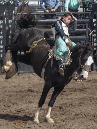 Riders and ropers showcase their skills at Lago Mar rodeo | Local News ...