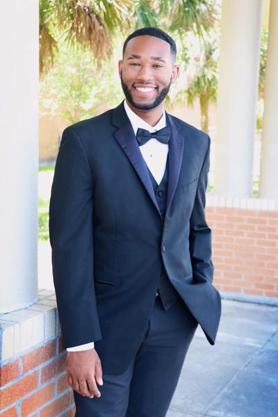 Larrian Menifee | Special Sections | The Daily News