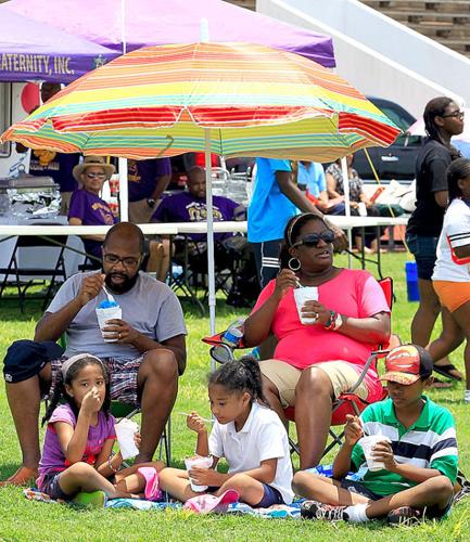 Juneteenth festivities a history lesson that brings community together ...