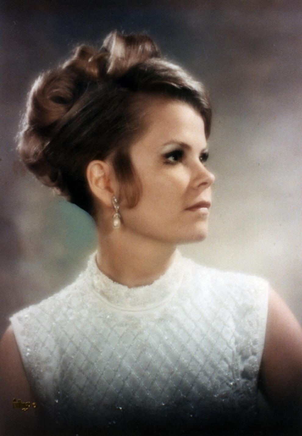 Gail Lea McLeod | Obituaries | The Daily News