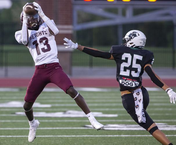 Clear Falls closes non-district slate with solid win over Heights ...