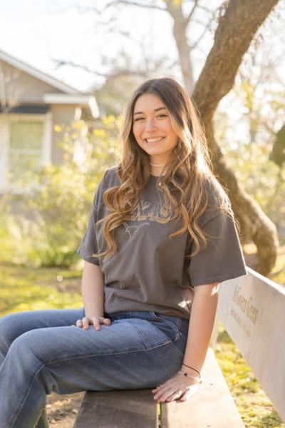 Valedictorian: Alexis Rom | Special Sections | The Daily News