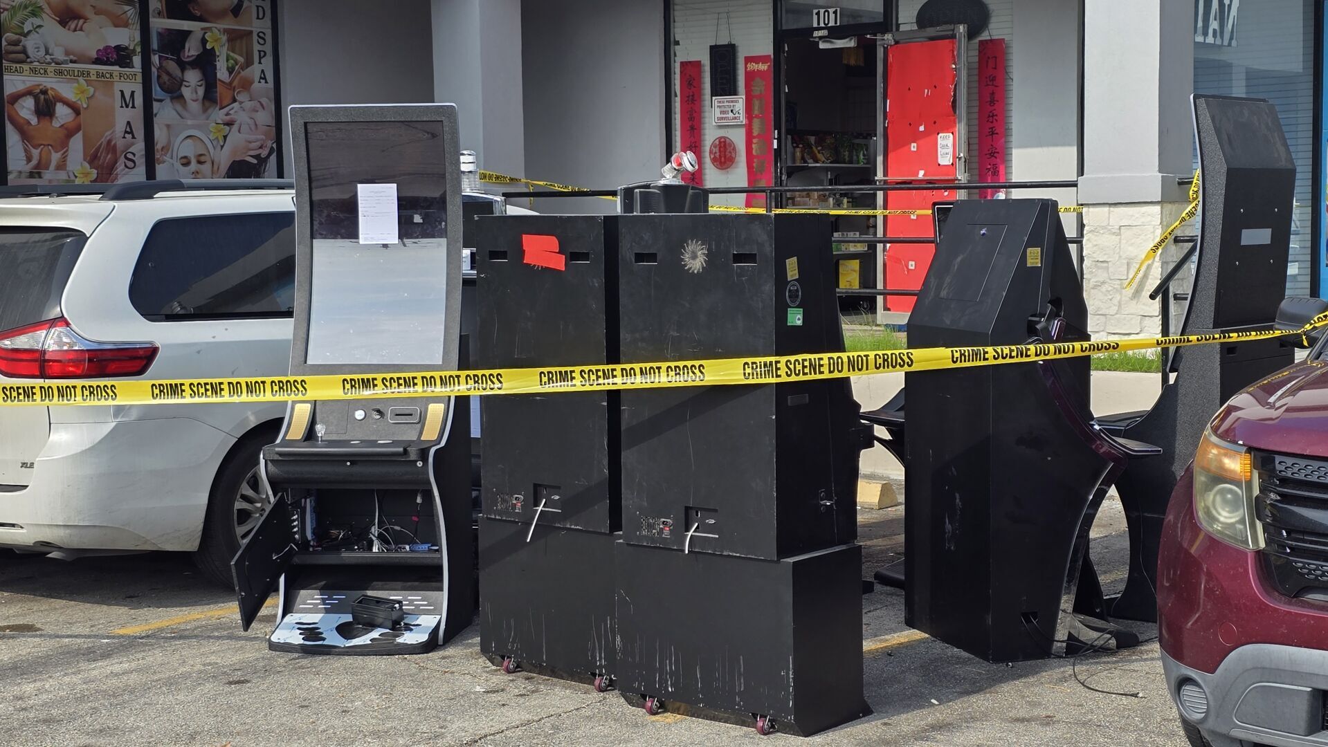 Tips about other crimes led to Galveston eight-liner raids | Local News ...