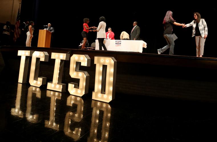 150 Texas ISD freshmen inducted in early college program | Local News ...