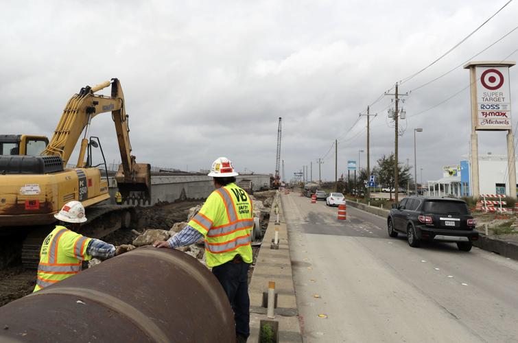 League City businesses worried about long-term I-45 construction ...
