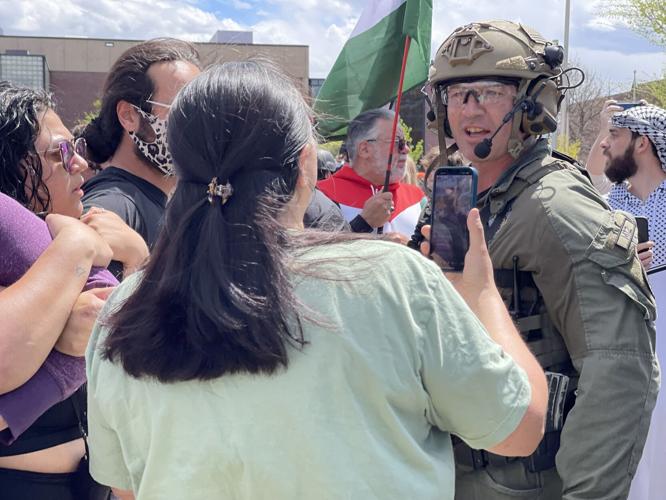 Police Arrest At Least 2 Dozen Pro Palestinian Protesters At Auraria