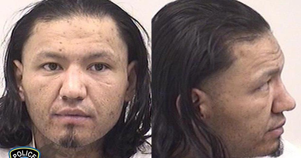 Swat Officers Respond To Barricaded Suspect In East Colorado Springs