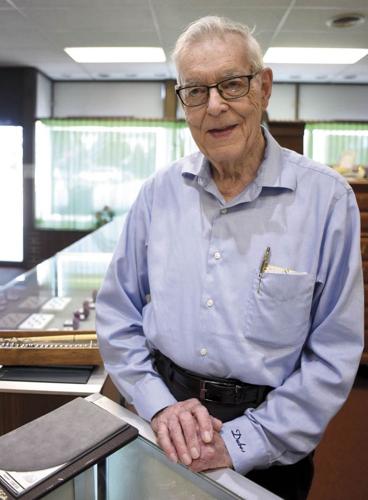 Ken Corey, longtime Janesville jeweler, keeps on ticking | Archives ...