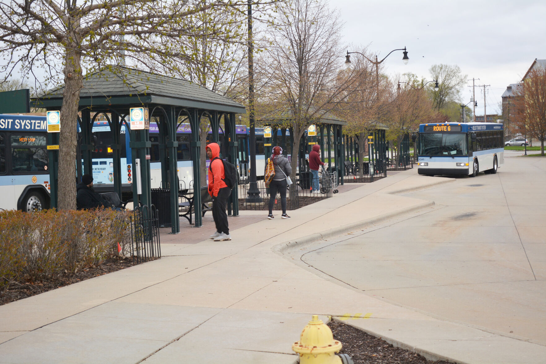 Beloit Transit bus bursts into flames | Local News | gazettextra.com
