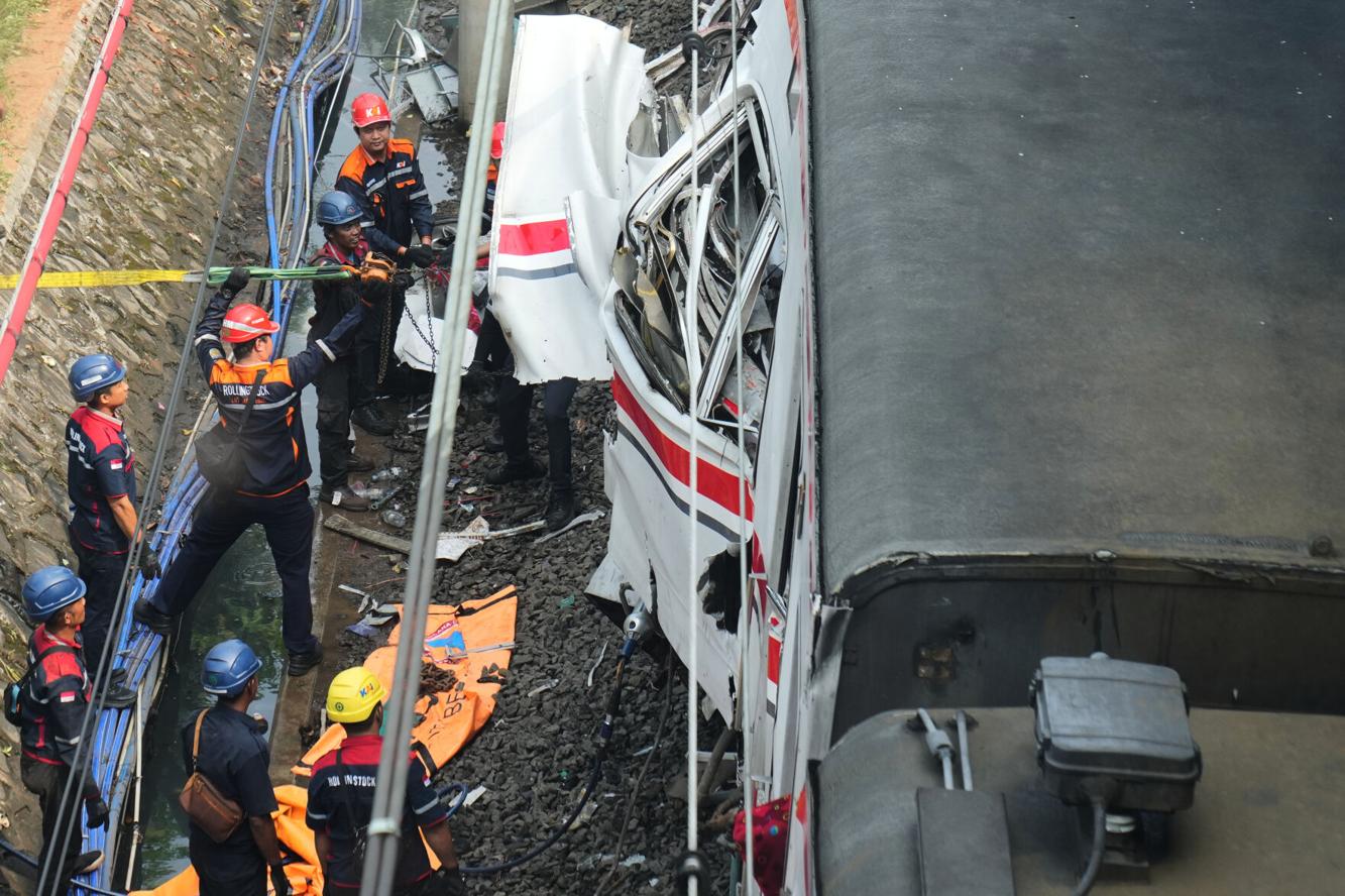 Indonesia Train Crash | Nation/World | gazettextra.com
