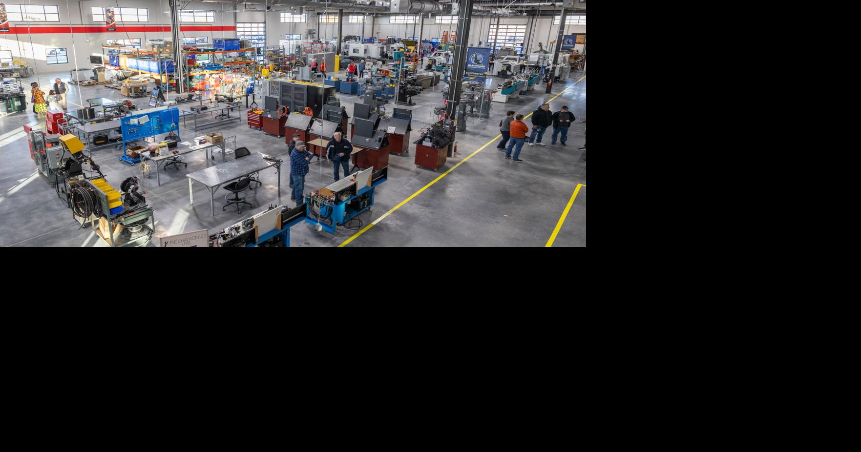 Blackhawk Tech opens new manufacturing education building | Local News ...