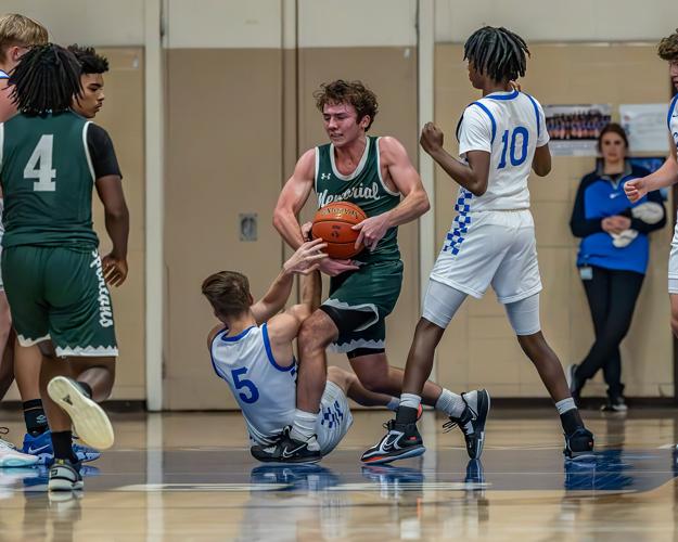Janesville Craig races out to early lead, cruises to Big Eight win over ...