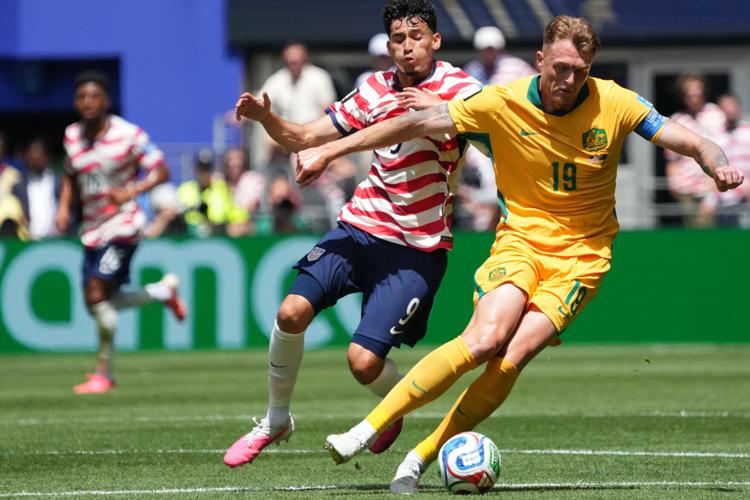 Despite Christian Pulisic’s absence, US beats Australia 2-0 to advance ...