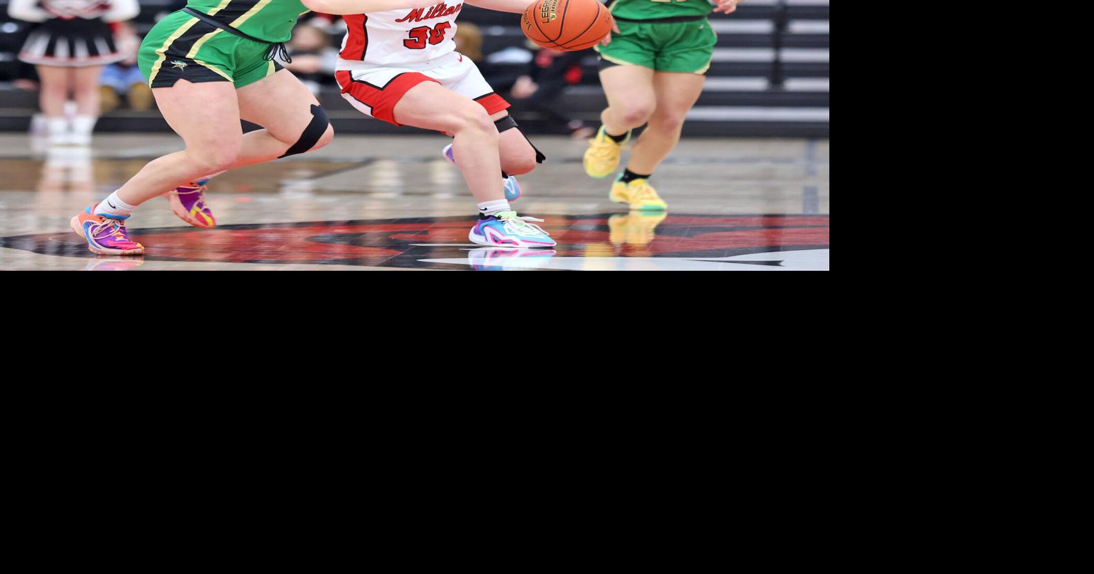 Girls basektball: Red Hawks fly to 23-2 lead in big win over Vikings ...