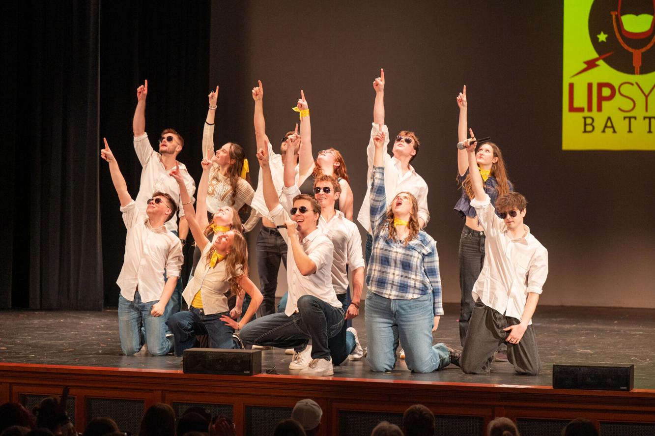 'It just makes my heart smile.' Annual Lip Sync Battle draws a crowd in ...