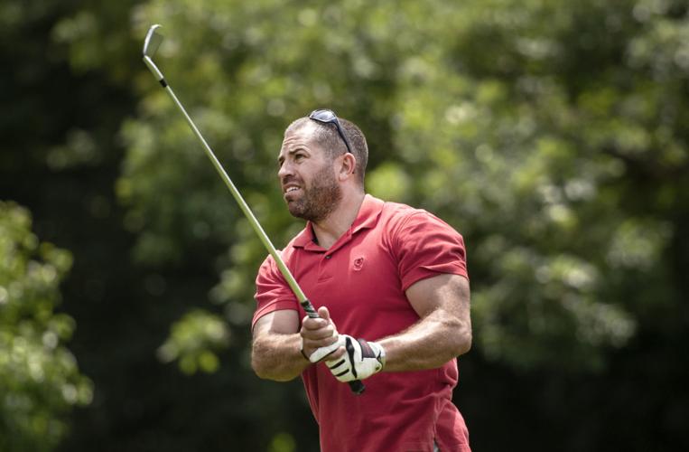 Van Galder grabs one-shot lead after Day One of city tournament | Local ...