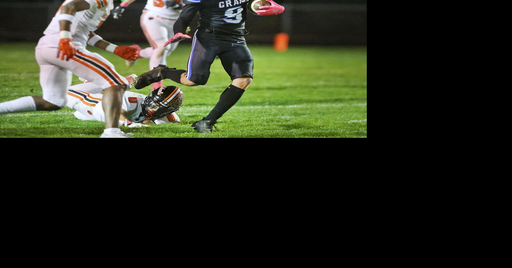 Verona clinches share of Big Eight football championship at Janesville ...