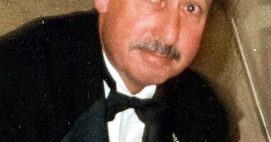 Gordon L. Badertscher | Obituaries | gazettextra.com