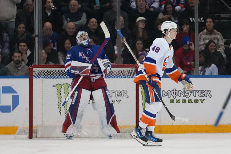 Islanders' Carson Soucy scores against his former team in 2-1 victory ...