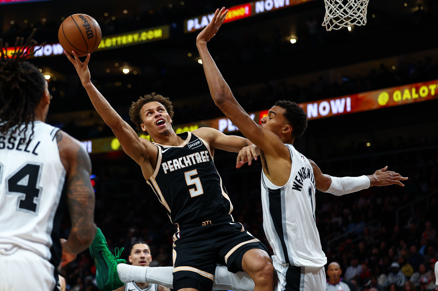 Victor Wembanyama records 100th straight game with at least one block ...