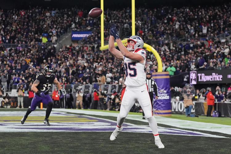 Fantasy plays: Players to start and sit for NFL Week 17 | National ...