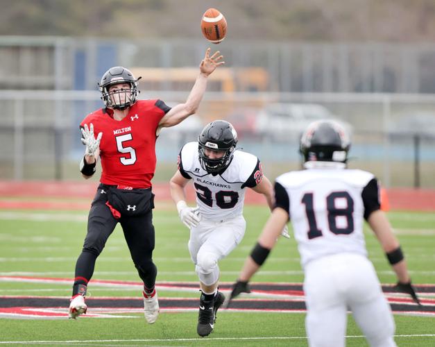 Defense paves way to long-awaited victory for Fort Atkinson football ...