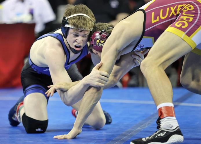 Disciplined approach for Evansville's Danny Heiser helps him to third ...