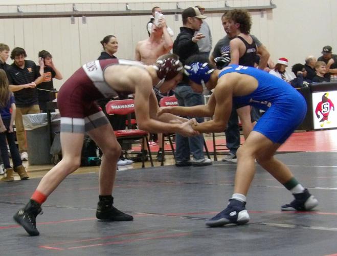 Beer, Dufour lead Red Robin JVs with third-place finishes at Shawano ...