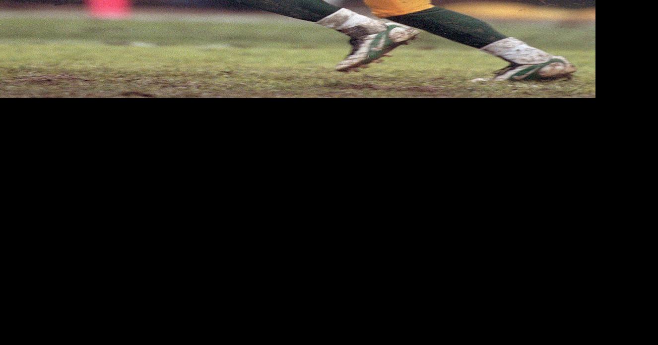 Former Packers receiver Don Beebe to square off with UW-Whitewater's ...