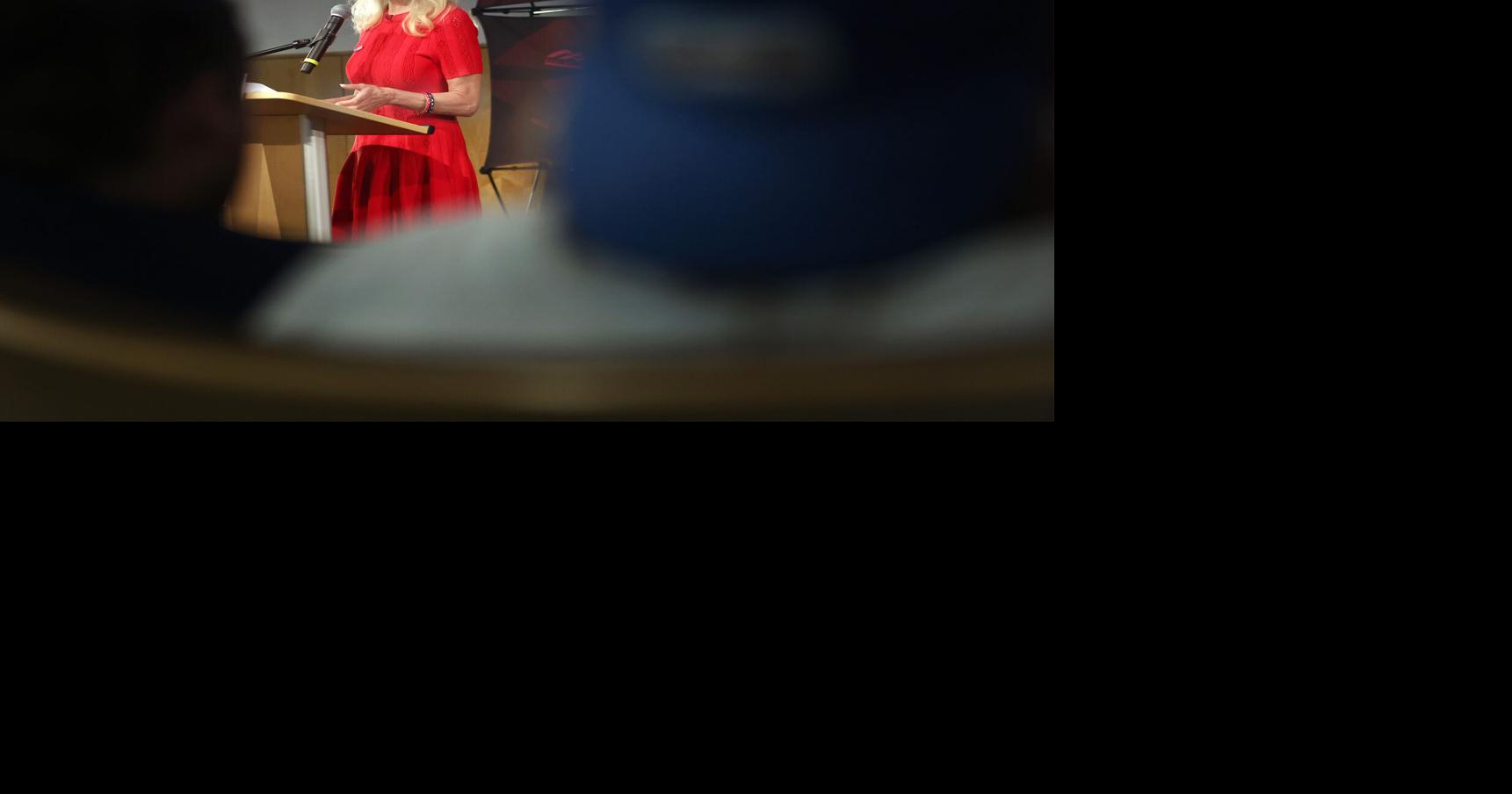 Donald Trump ally Kellyanne Conway tells UW-Whitewater students that ...