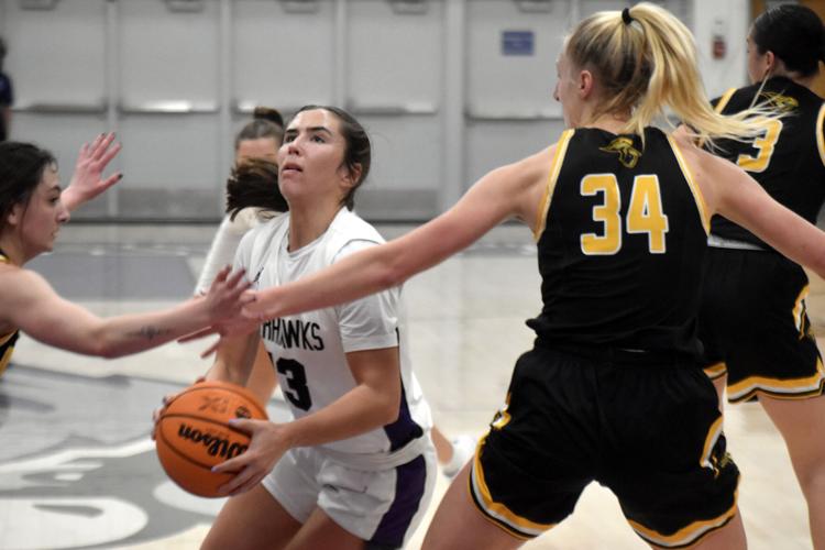 Offensive rhythm leaves UW-Whitewater late, leading to its second loss ...