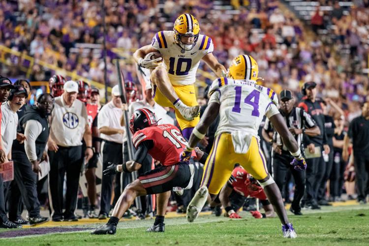 Damian Ramos kicks 2 FGs, LSU beats Western Kentucky 13-10 | National | gazettextra.com