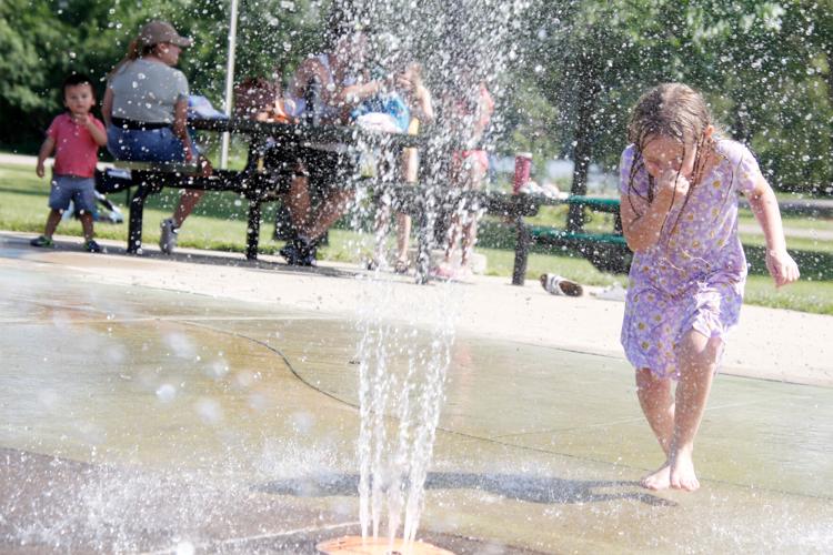 Making a splash | Local News | gazettextra.com