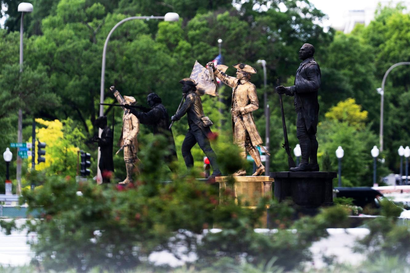 Freedom Plaza Statues | Nation/World | gazettextra.com