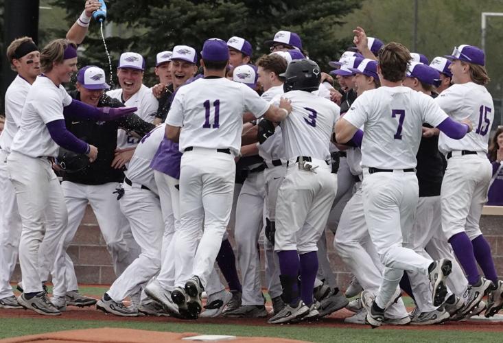 UW-Whitewater clinches WIAC on its journey | College | gazettextra.com