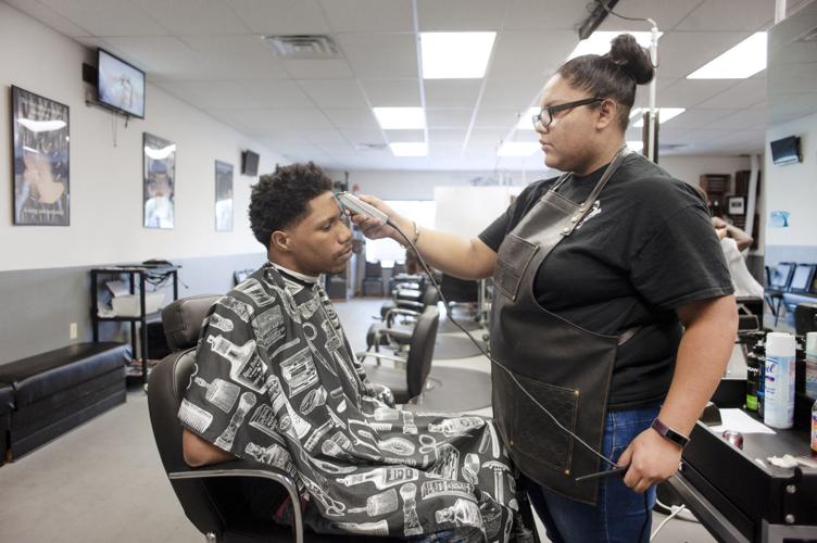 Janesville barber operates city's only barber college | Business ...