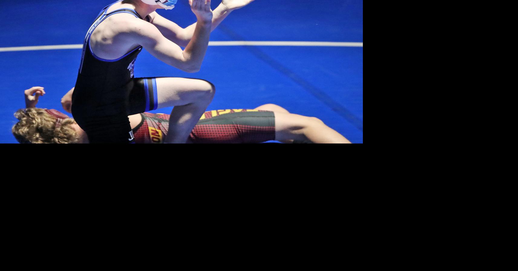 Craig wrestling looks to strong senior class to stay atop Big Eight ...
