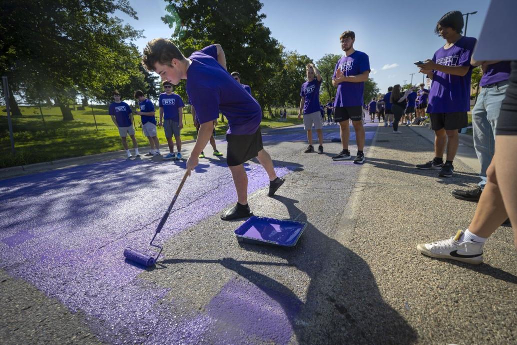 Big welcome: Largest freshman class in a decade begins fall term at UW-Whitewater | Local News ...